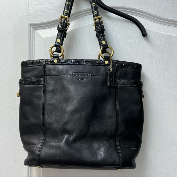 Coach | Bags | Coach Black Leather Breakaway Zipper Blue Satin Interior ...
